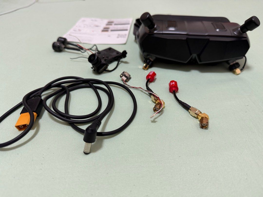 Caddx Avatar goggle x + Avatar Pro kit dual, Hobbies & Toys, Toys ...