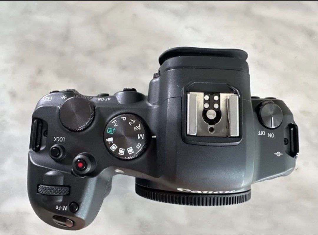 Canon EOS R6 Mirrorless Camera - Like New, Photography, Cameras on ...