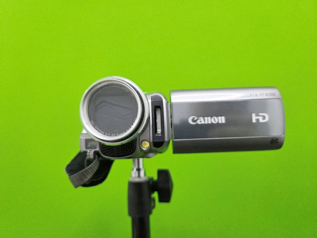 Canon LEGRIA HF M300全高清(Full HD)攝錄機|急售|還價即成, 攝影器材, 攝錄機 - Carousell