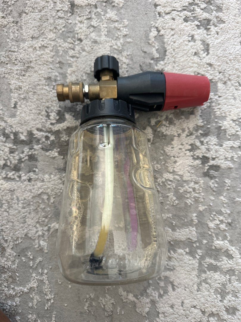 Car foam/snow wash, Furniture & Home Living, Cleaning & Homecare ...