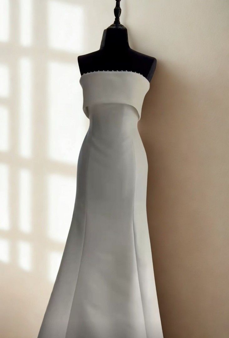 Clean cut Mermaid Wedding Gown, Women's Fashion, Dresses & Sets ...