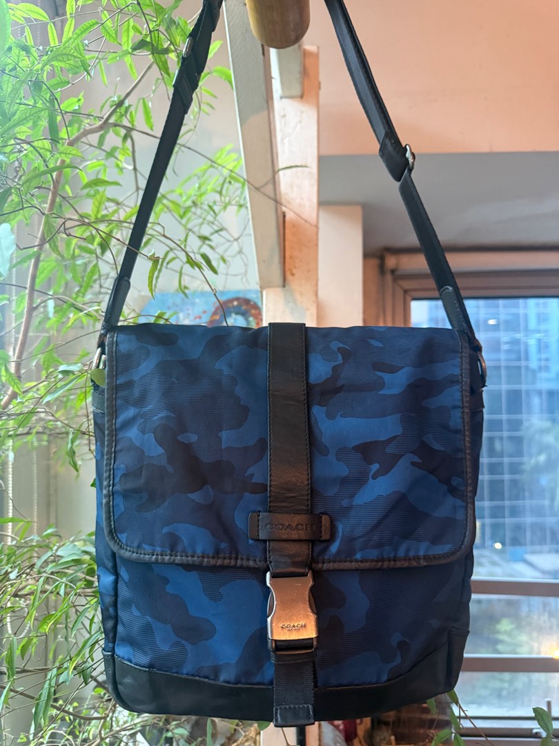 Coach Varick Map Bag in Nylon Navy Black, Men's Fashion, Bags, Sling ...