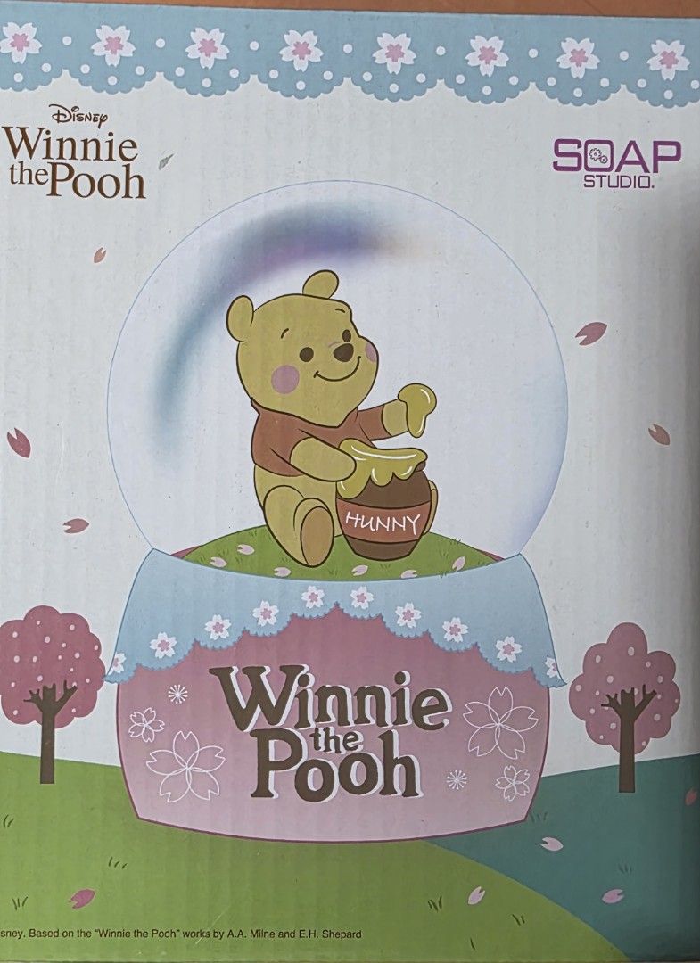 Disney Winnie the Pooh Snow Globe, Furniture & Home Living, Home Decor ...