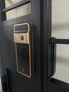 Schlage S-480 Smart Digital Door Lock, Furniture & Home Living ...