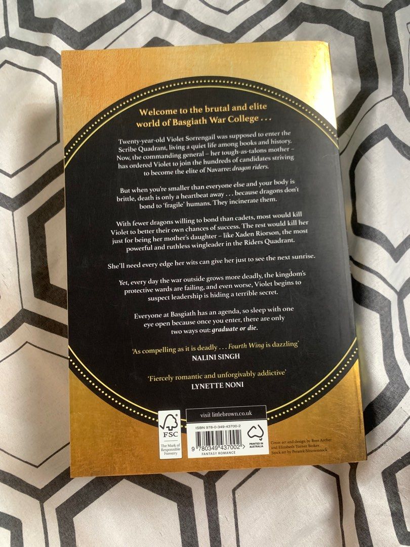 Fourth Wing by Rebecca Yarros, Hobbies & Toys, Books & Magazines ...