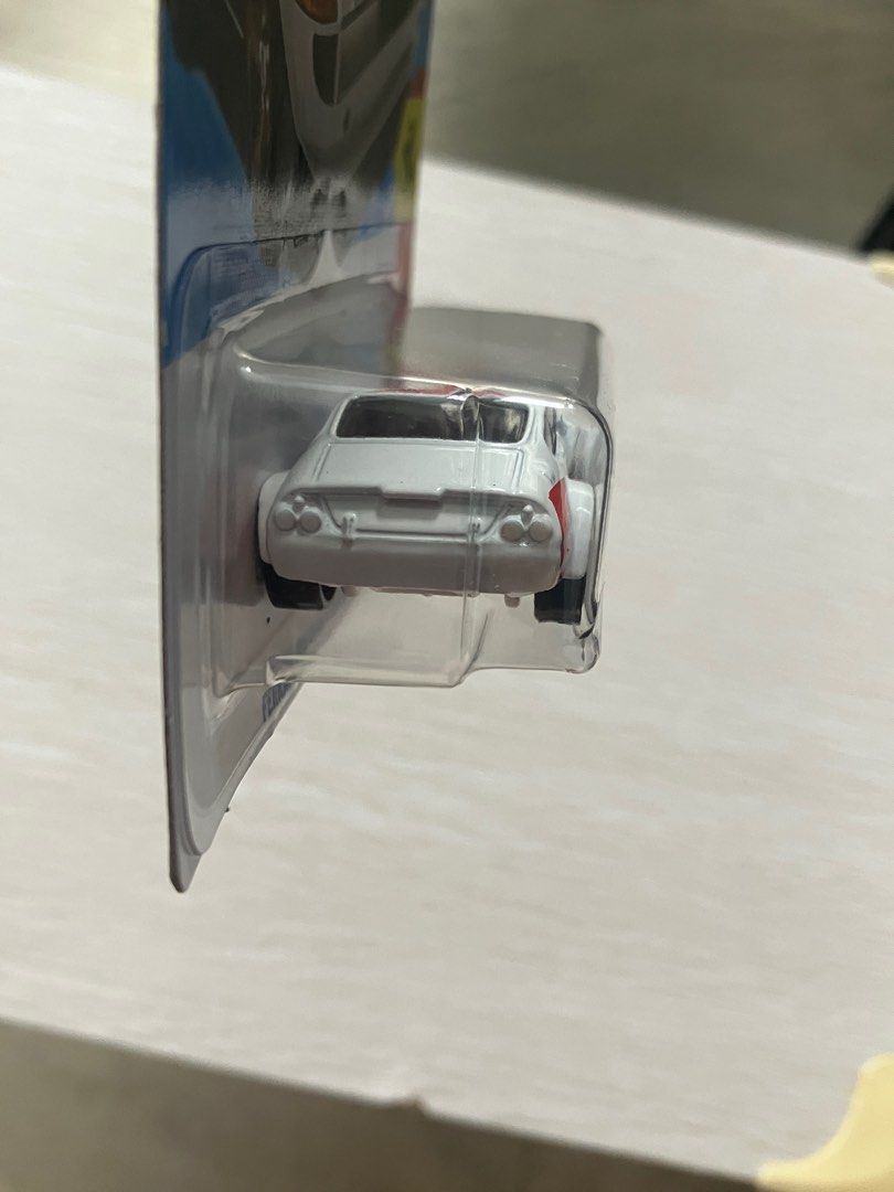 Hot Wheels Ferrari 365 GTB4 Competizione, Hobbies & Toys, Toys & Games ...