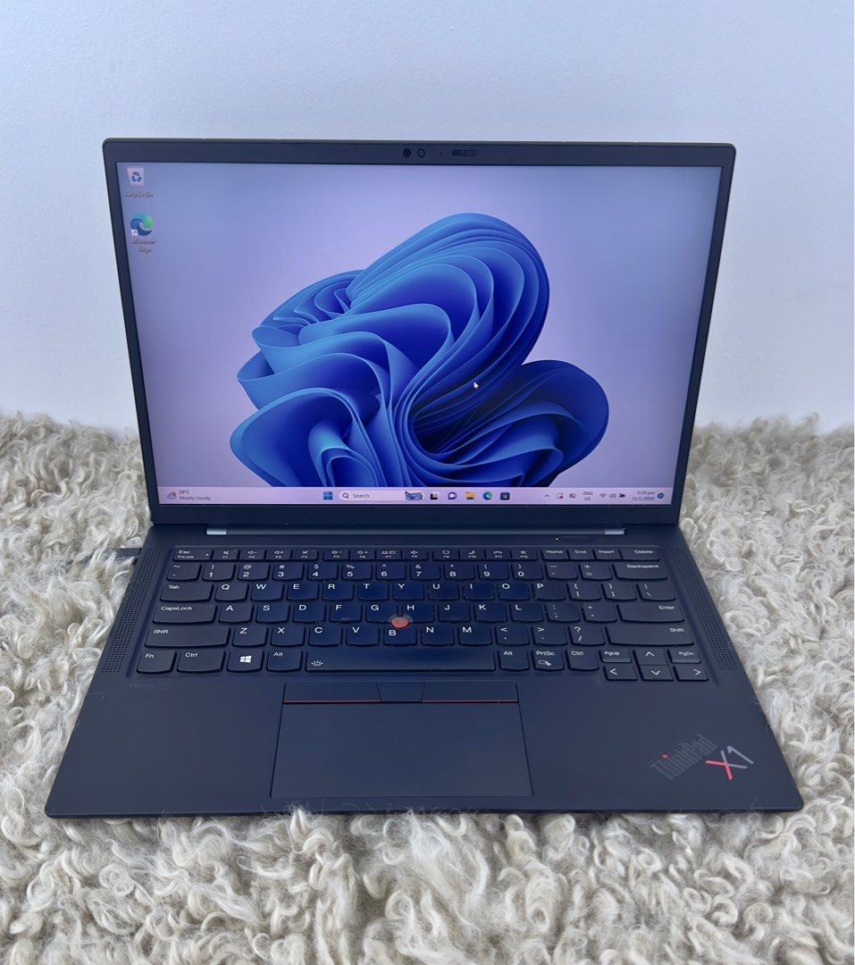 i7-11th gen 🔥 | X1 carbon | intel core i7-11th gen | 16GB ram | 512GB ...