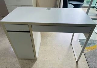 IKEA VIHALS Extendable Table - Green, Furniture & Home Living ...