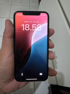 Iphone 11 Pro, Telepon Seluler & Tablet, iPhone, iPhone 11 Series di Carousell