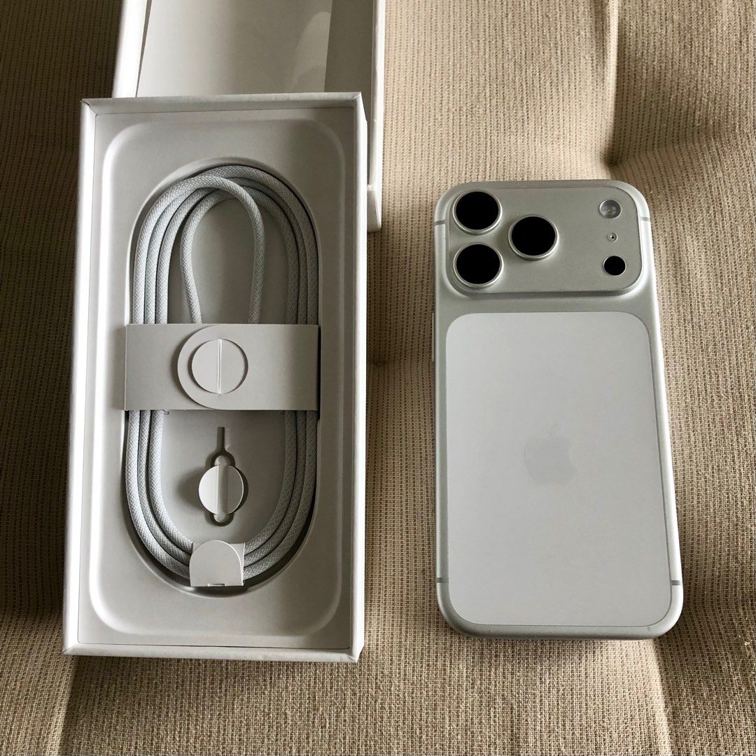 iPhone 17 Pro Silver 256GB, Mobile Phones & Gadgets, Mobile Phones ...