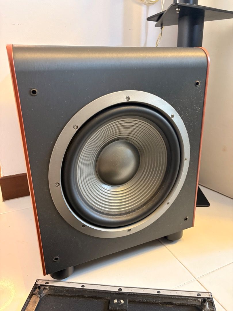 JBL Subwoofer (Not Working), Audio, Soundbars, Speakers & Amplifiers on ...