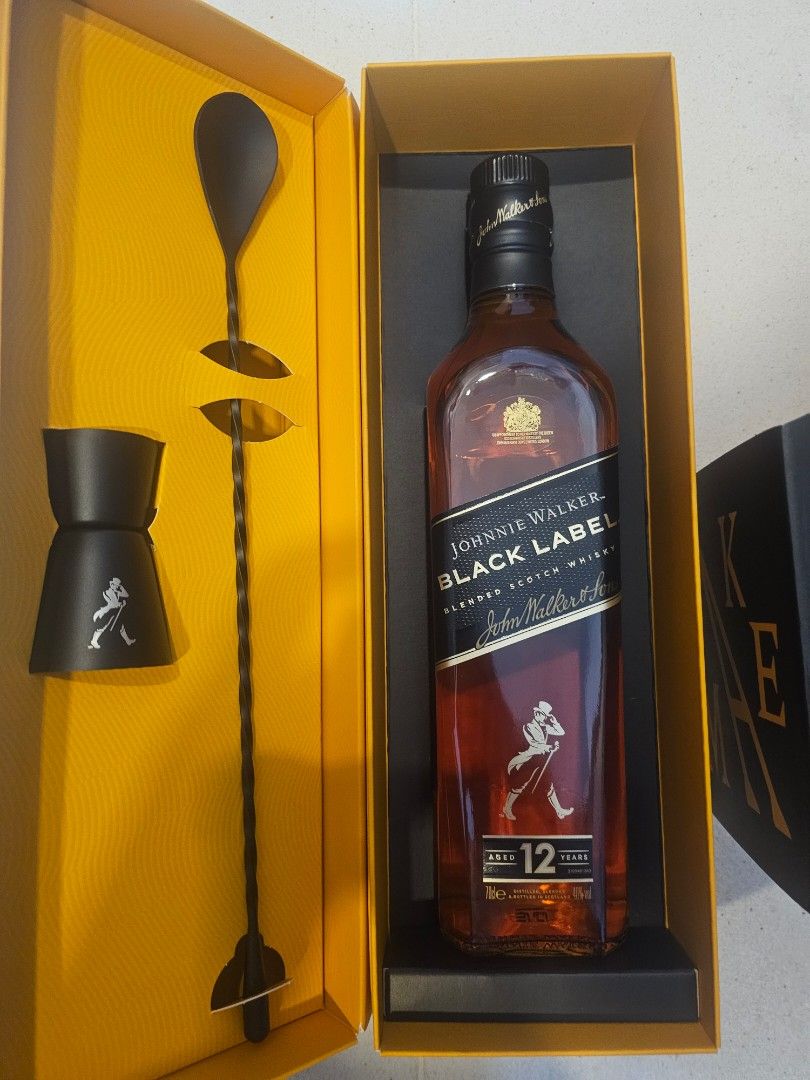 Johnnie Walker Black Label 12 Year Old Cocktail Kit, Food & Drinks ...