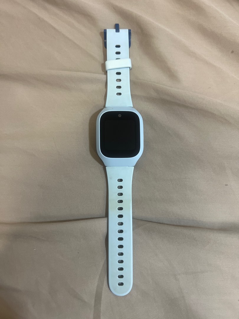 Kids Smartwatch - blue, Mobile Phones & Gadgets, Wearables & Smart ...