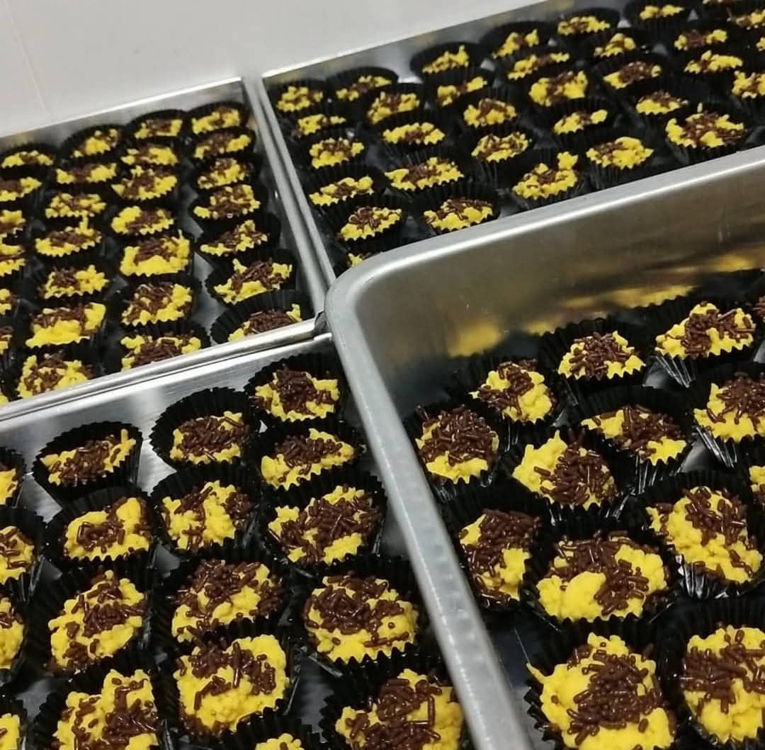 Kuih Raya Pre-Order - Assorted Cookies & Cakes, Food & Drinks, Homemade ...