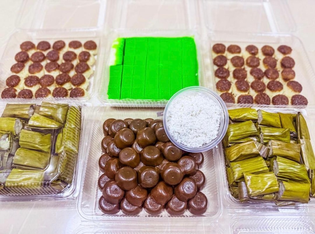 Kuih tradisi, Food & Drinks, Homemade Bakes on Carousell