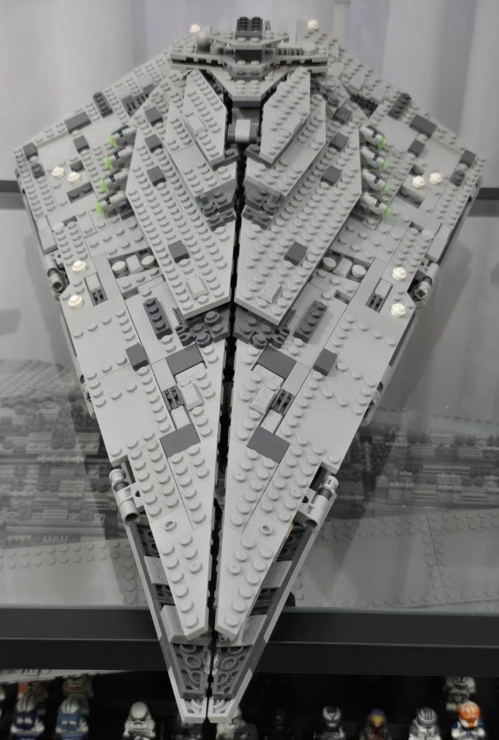 NOT Authentic LEGO Star Wars Collection - Ships and Minifigures ...