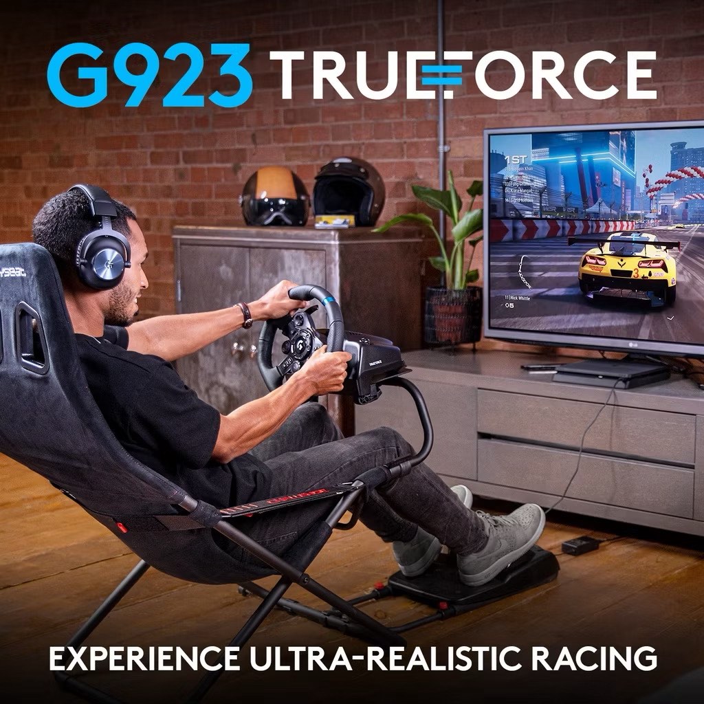 Logitech G923 Trueforce Racing Wheel - PS5/PS4/PC, Video Gaming, Gaming ...
