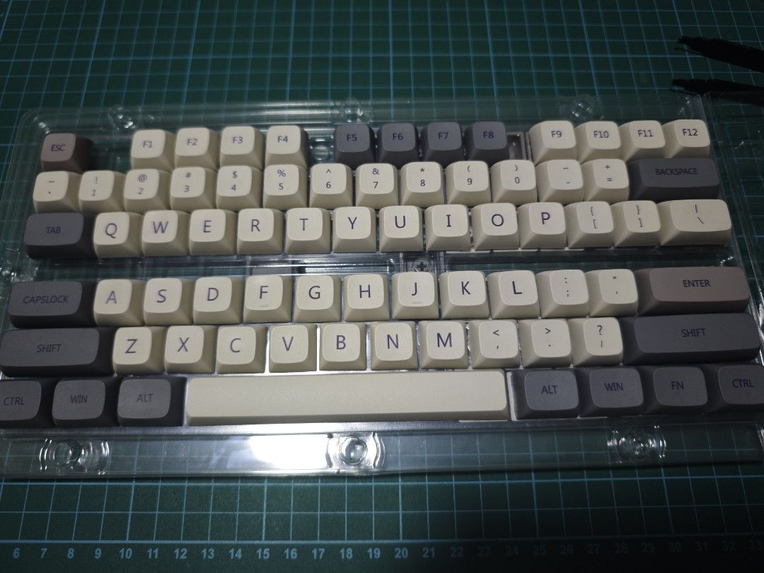 Mechanical Keyboard Keycaps Set white grey retro, Computers & Tech ...