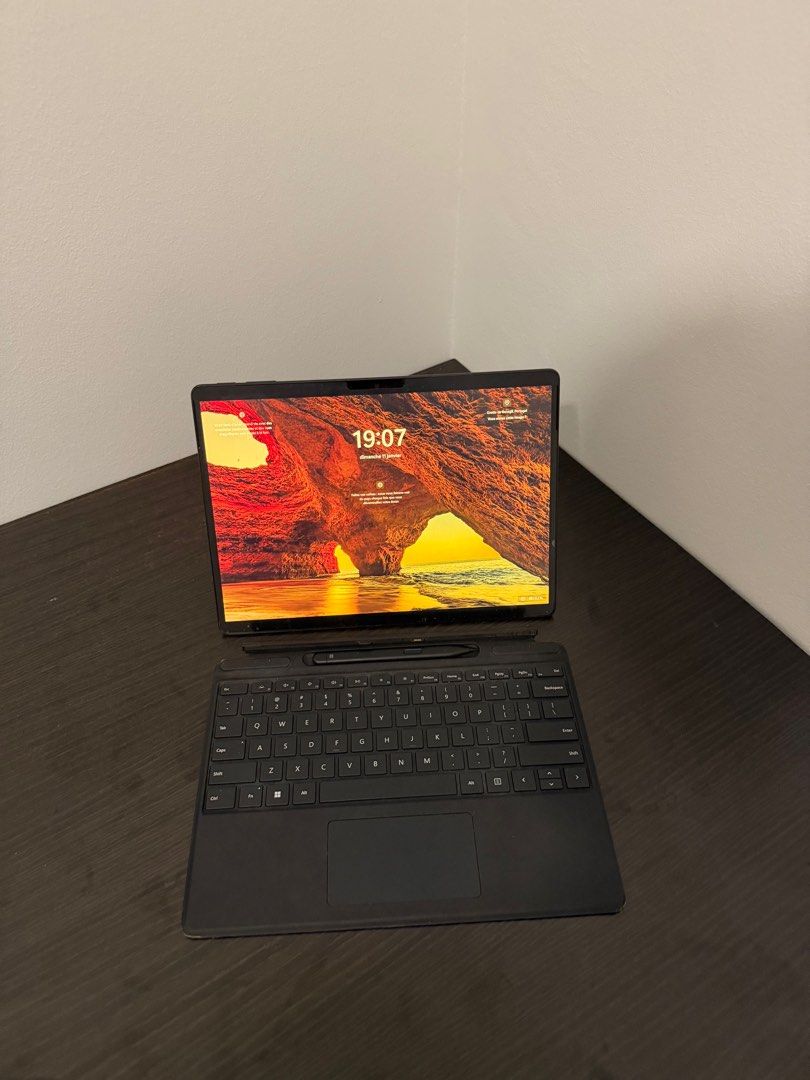Microsoft Surface Pro 9 full set (i7, 16gb, 512SSD), Computers & Tech ...