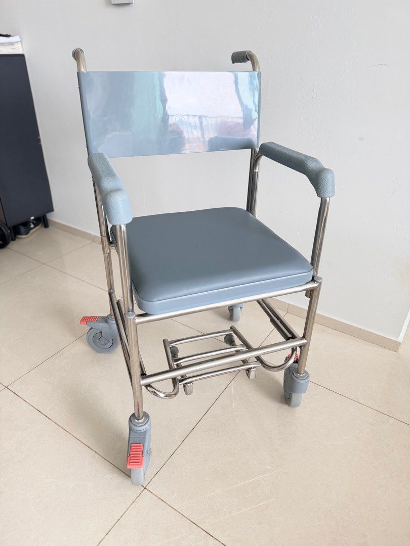 Mobile Commode Chair with Wheels, Health & Nutrition, Assistive ...