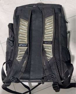 Nike Elite Backpack, Men's Fashion, Bags, Backpacks on Carousell