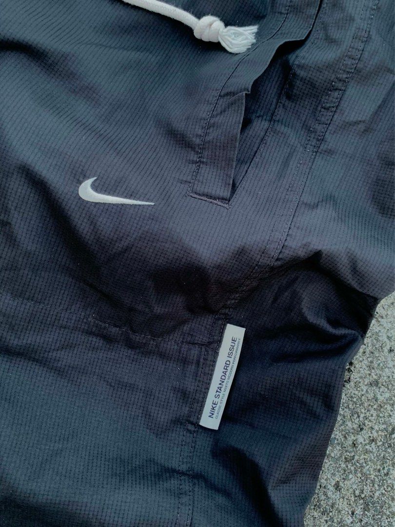 Nike Therma-FIT Standard Issue Men's Winterized Basketball Track Pants ...
