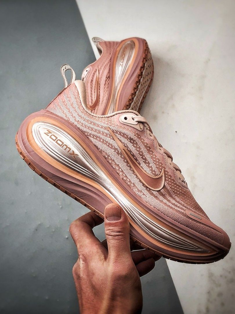 Nike Vomero Plus Particle Pink Rose Gold sneakers, Women's Fashion ...