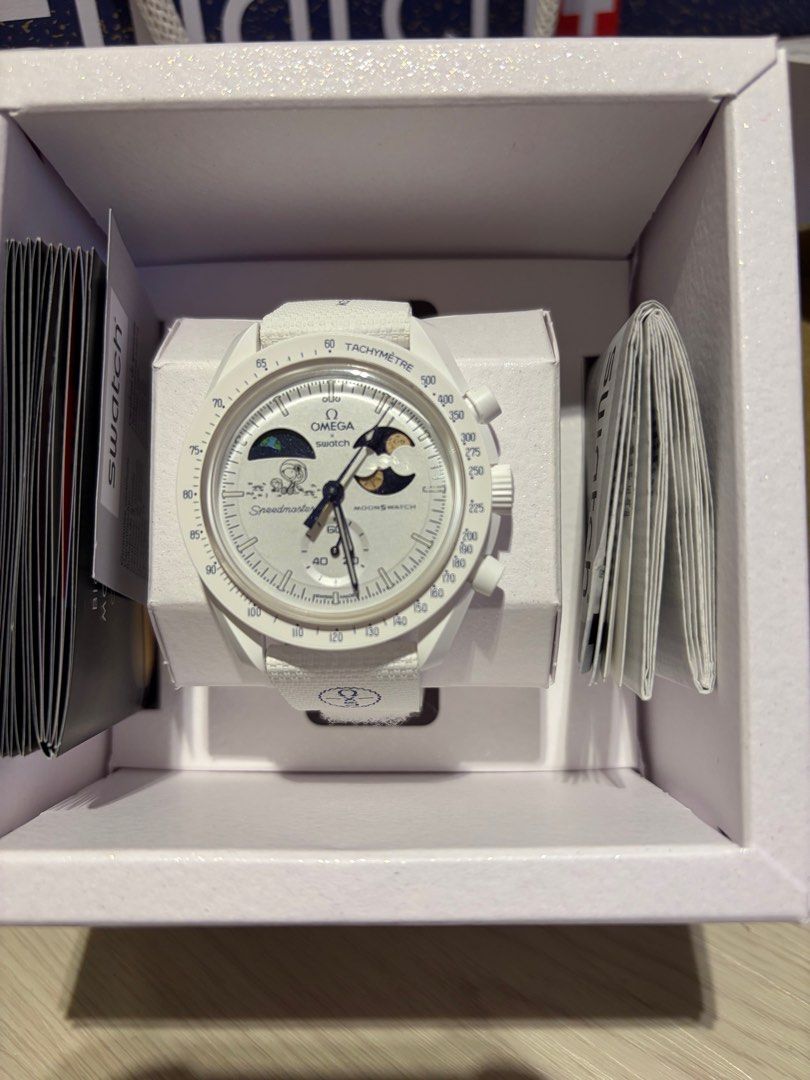 Omega x Swatch MoonSwatch Mission to the Moon, Men's Fashion, Watches ...