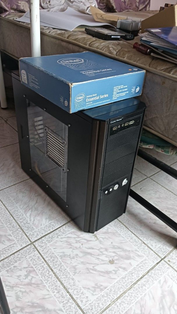 Pc case with old motherboard, Computers & Tech, Parts & Accessories, Computer Parts on Carousell