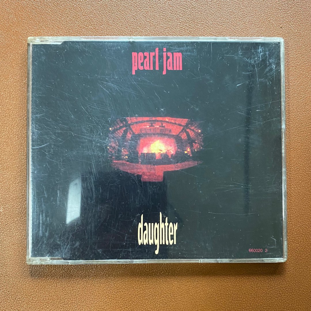 Pearl Jam: Daughter. (CD Album, 1993). Epic., Hobbies & Toys, Music ...