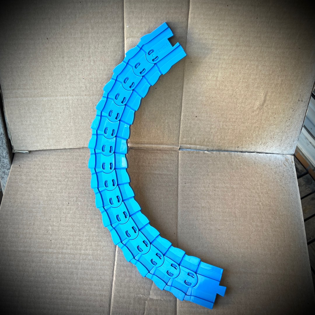 PlaRail Train Tracks R-23 自由扭動火車軌 TAKARA TOMY TOMICA, 興趣及遊戲, 玩具 & 遊戲類 ...