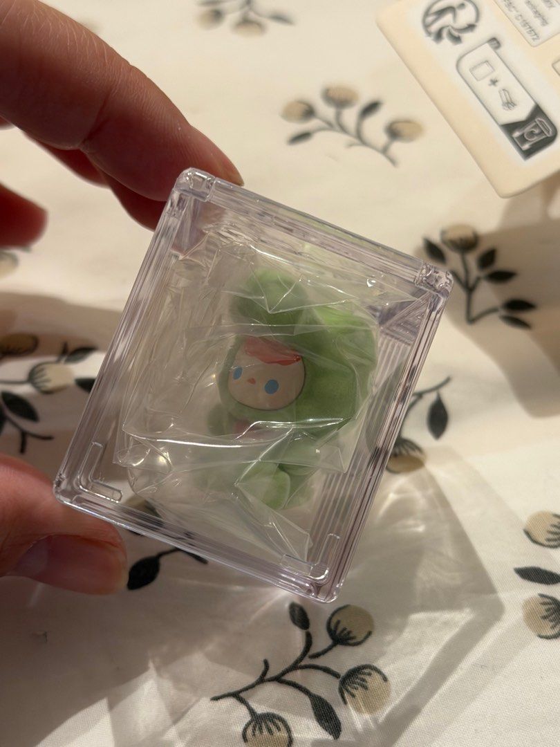 [POP MART] Pop Bean Pajama Cross Dressing Series - PUCKY (with acrylic ...