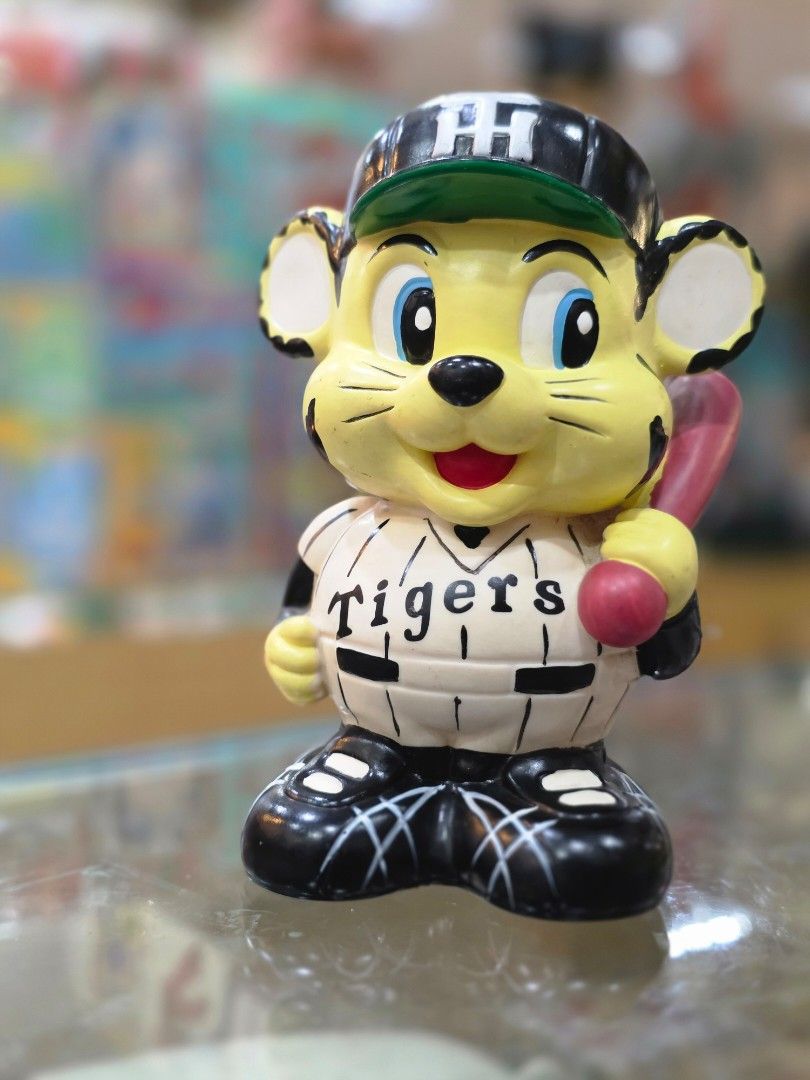 [RARE] Vintage Hanshin Tigers "To-Lucky" Mascot sofubi Coin Bank ...
