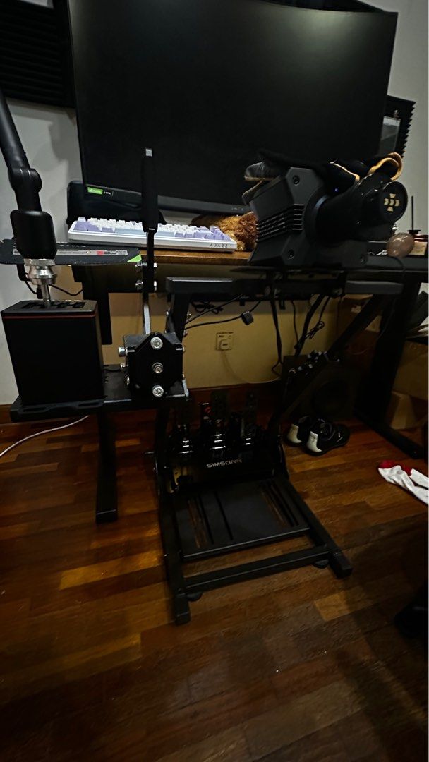 Sim Racing Rig / Sim Racing Cockpit for MOZA Thrustmaster Logitech etc ...