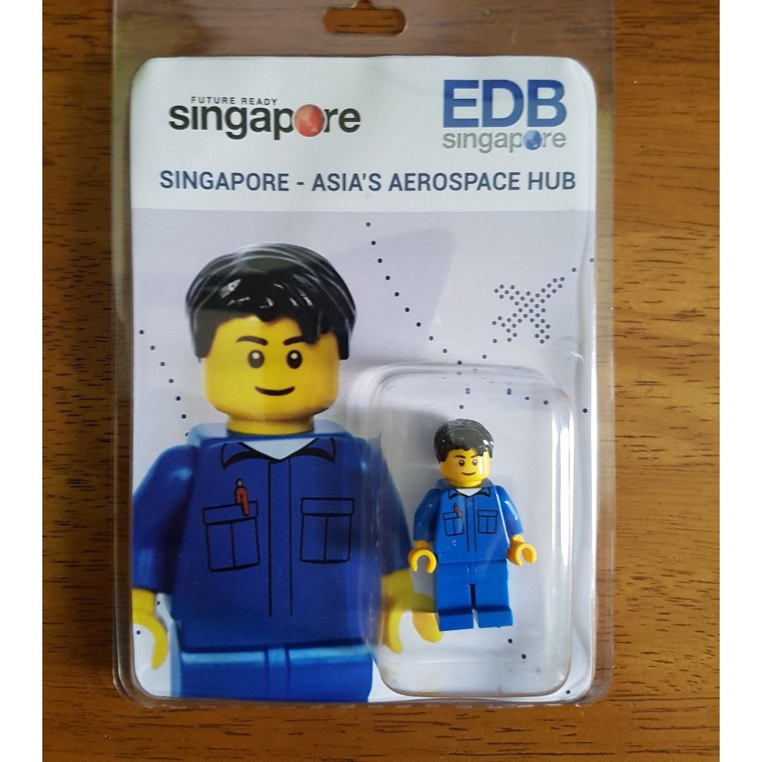Singapore EDB Aerospace Hub Figure, Hobbies & Toys, Toys & Games on ...
