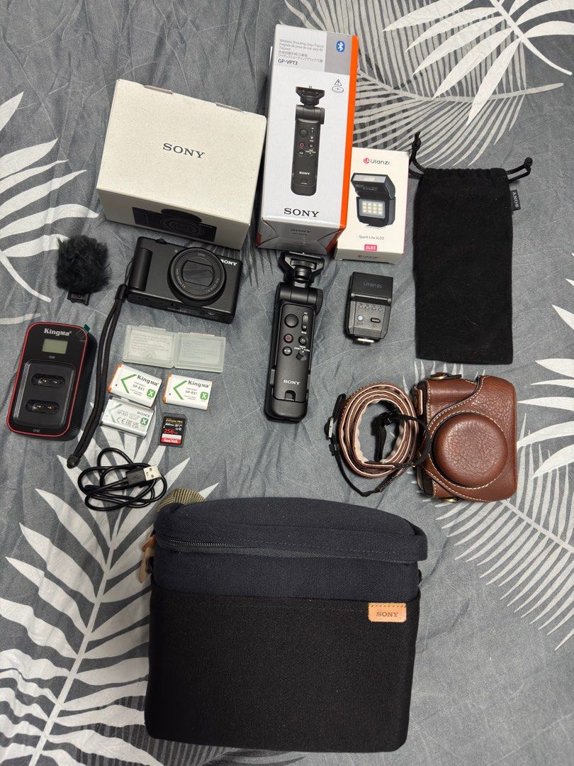 Sony ZV-1F MII Camera Bundle with Accessories, Photography, Cameras on ...