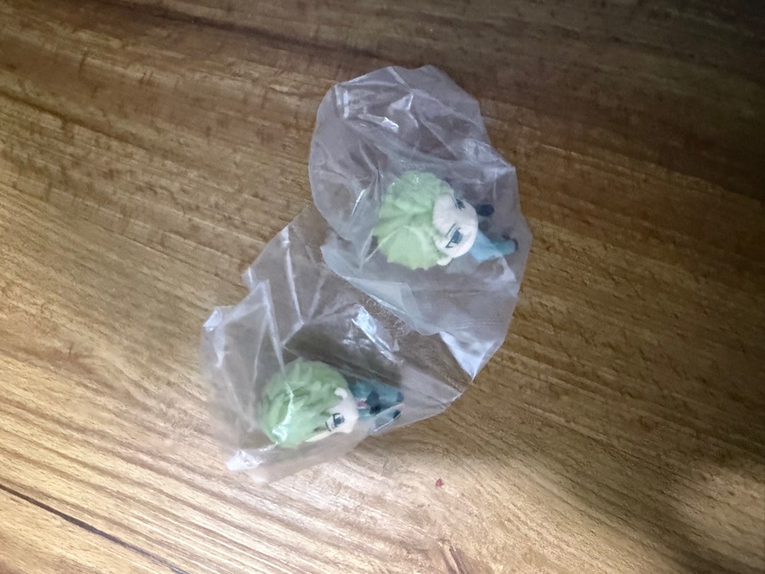 Spy x Family Loid cable hug figure, Hobbies & Toys, Memorabilia ...