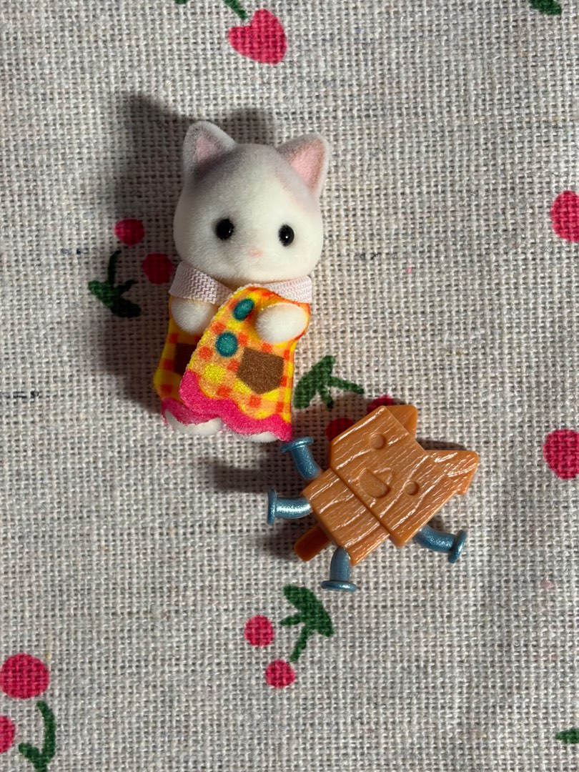 Sylvanian Families Baby Cat Construction Series, Hobbies & Toys, Toys ...