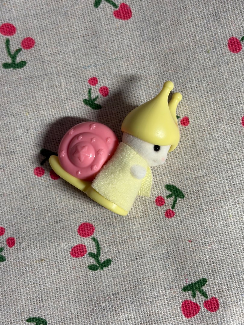 Sylvanian Families Baby Cat Snail, Hobbies & Toys, Toys & Games on ...
