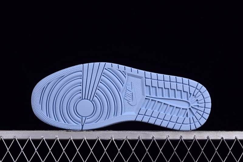 Travis Scott x Fragment Design x Jordan Air Jordan 1 Low OG SP AJ1 喬1LV ...