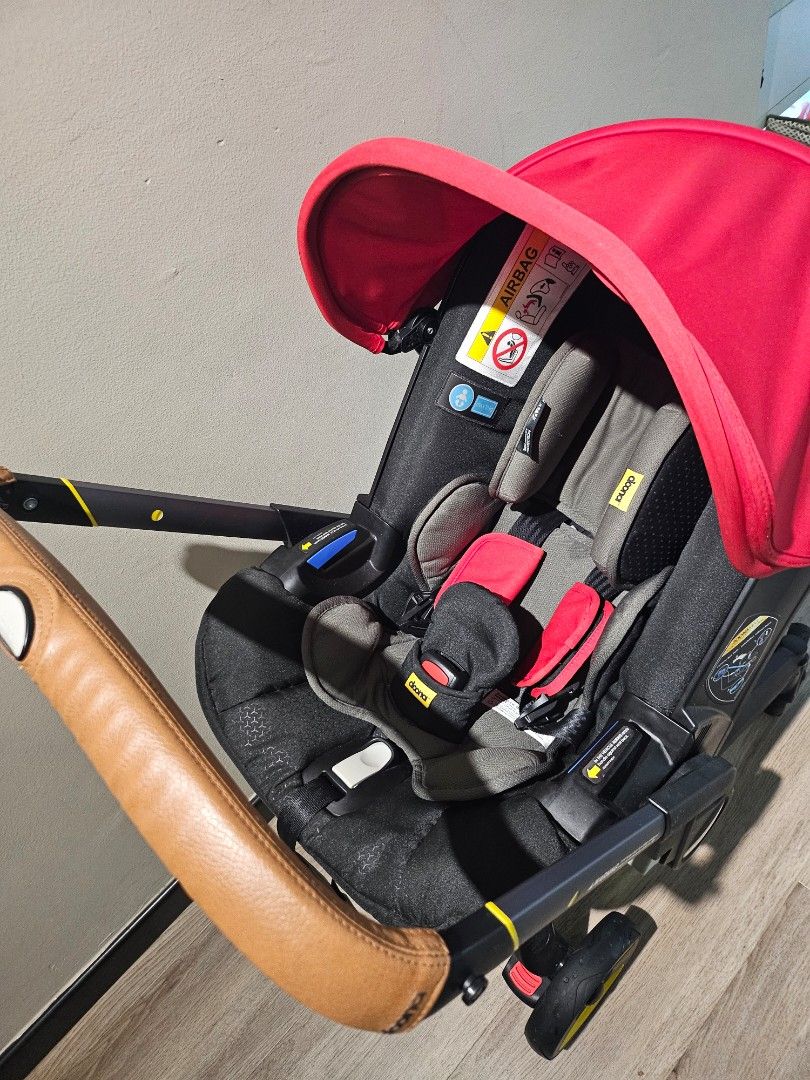 [With Accessories] Doona+ Infant Car Seat & Stroller Flame Red, Babies ...