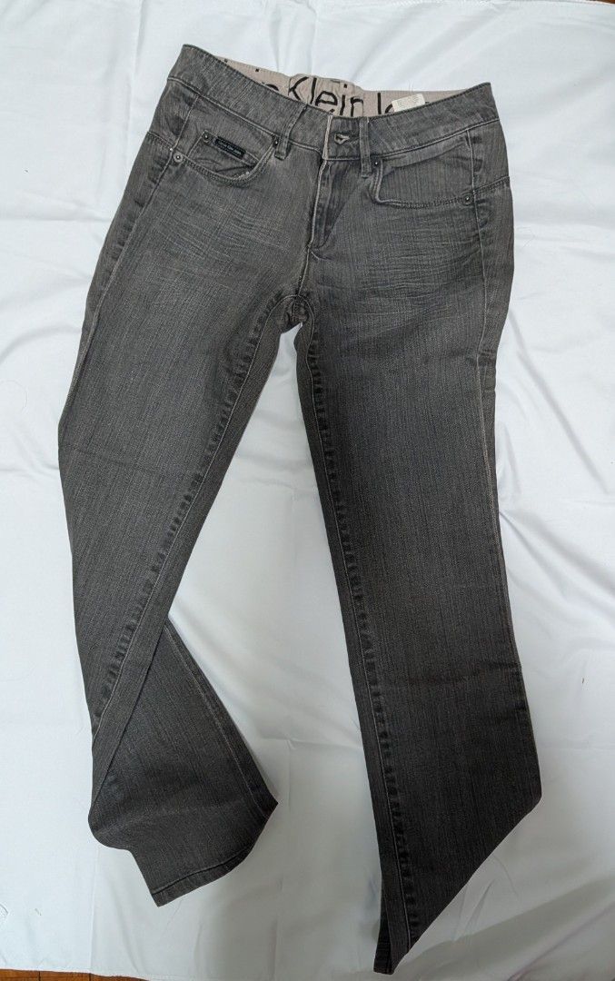Y2K Calvin Klein Grey Slim Straight Jeans – W26 L32, Women's Fashion ...