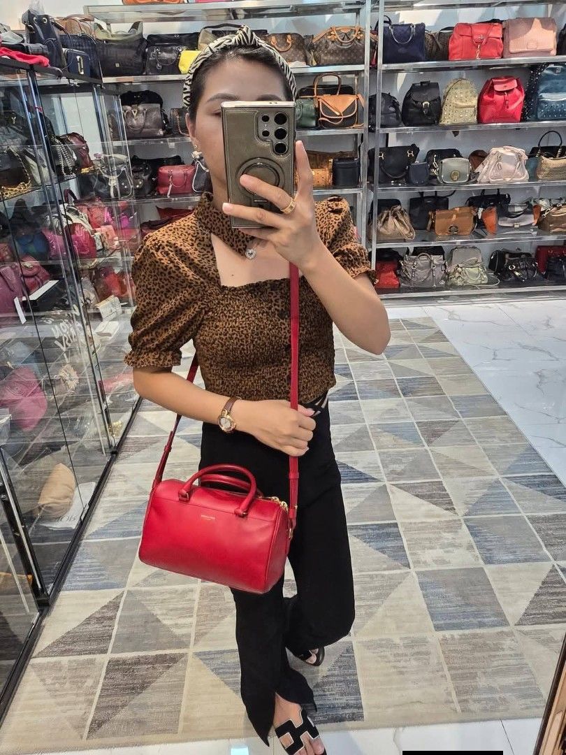 Yves Saint Laurent (YSL) Baby Duffle Bag Authentic💯💯, Women's Fashion ...