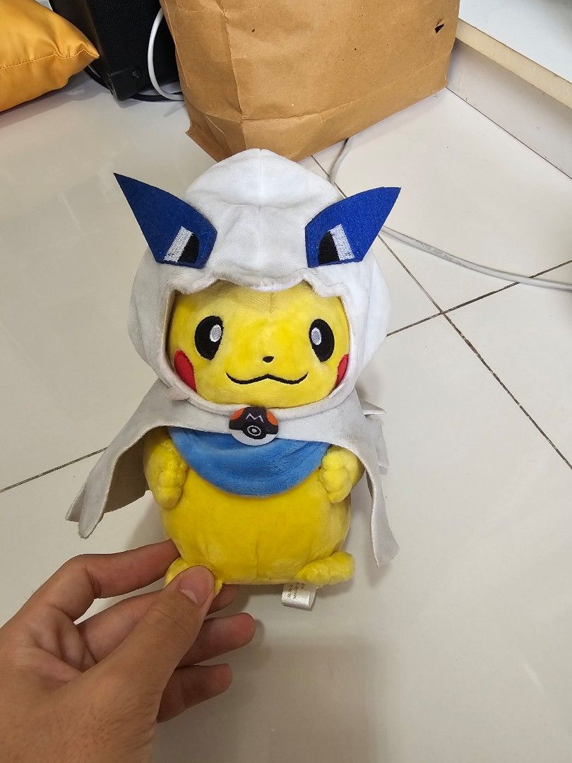 [2015 Limited] Pokemon Center Poncho Pikachu Lugia Plush Toy, Hobbies ...