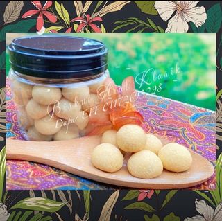 (2026 Open Pre-Order) Biskut Suji/Arab Klasik Mini Raya Cookies, Food ...