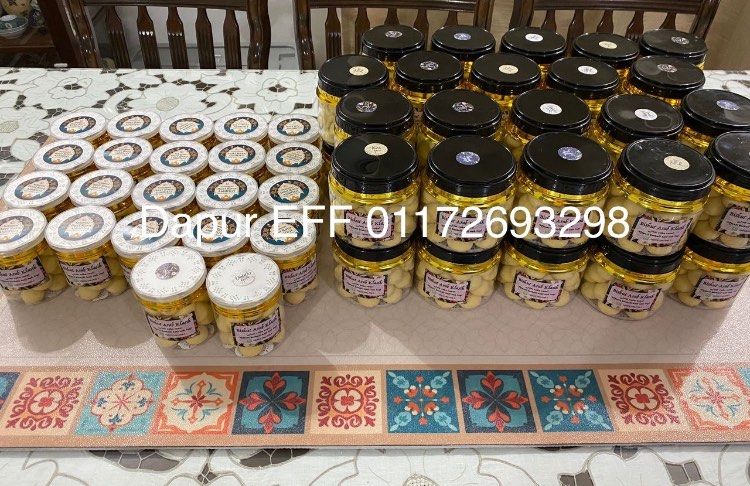 (2026 Open Pre-Order) Biskut Suji/Arab Klasik Mini Raya Cookies, Food ...