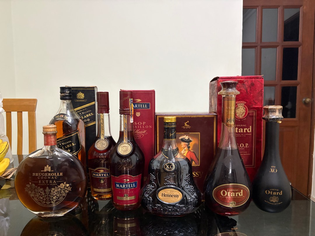 : Vintage Display Set (7)- Rare Hennessy & Martell Old Label, Hobbies ...