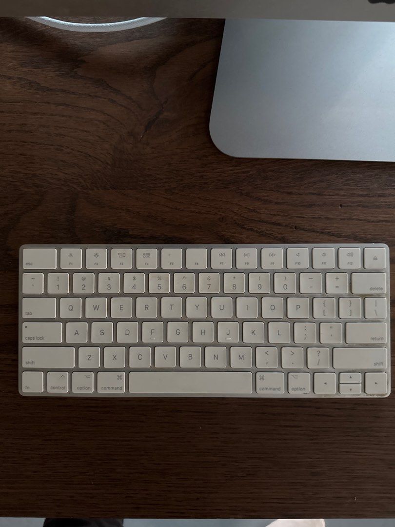 Apple Magic Keyboard - Silver, Computers & Tech, Parts & Accessories ...