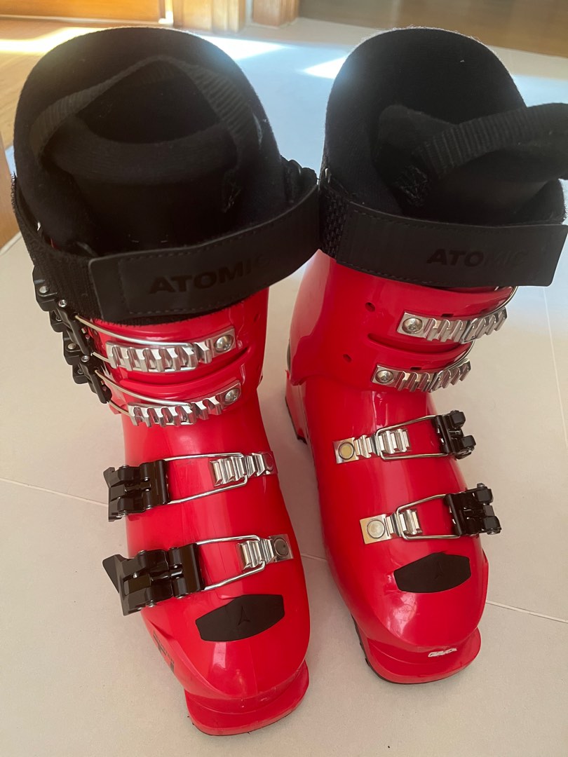 Atomic Junior Ski Boot 22/22.5, Sports Equipment, Other Sports ...