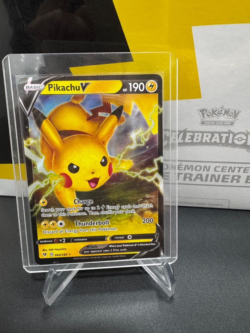 [Authentic] Pikachu V 043/185 (Vivid Voltage), Hobbies & Toys, Toys ...